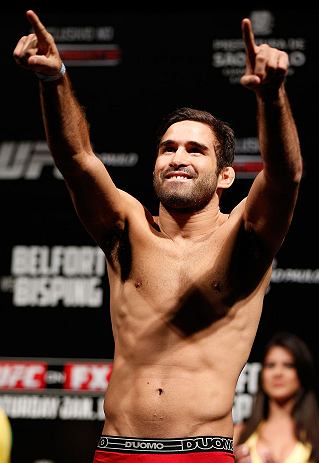 Após Saída Do UFC, Pedro Nobre Disputa Cinturão Do Web Fight Combat ...