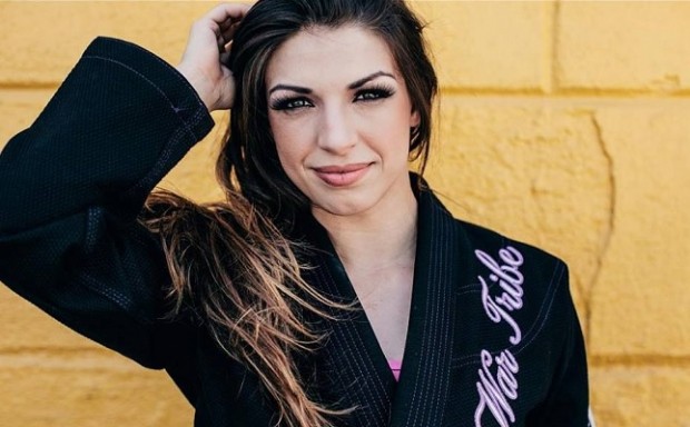 Campeã de jiu-jitsu, musa Mackenzie Dern anuncia que vai lutar MMA ...