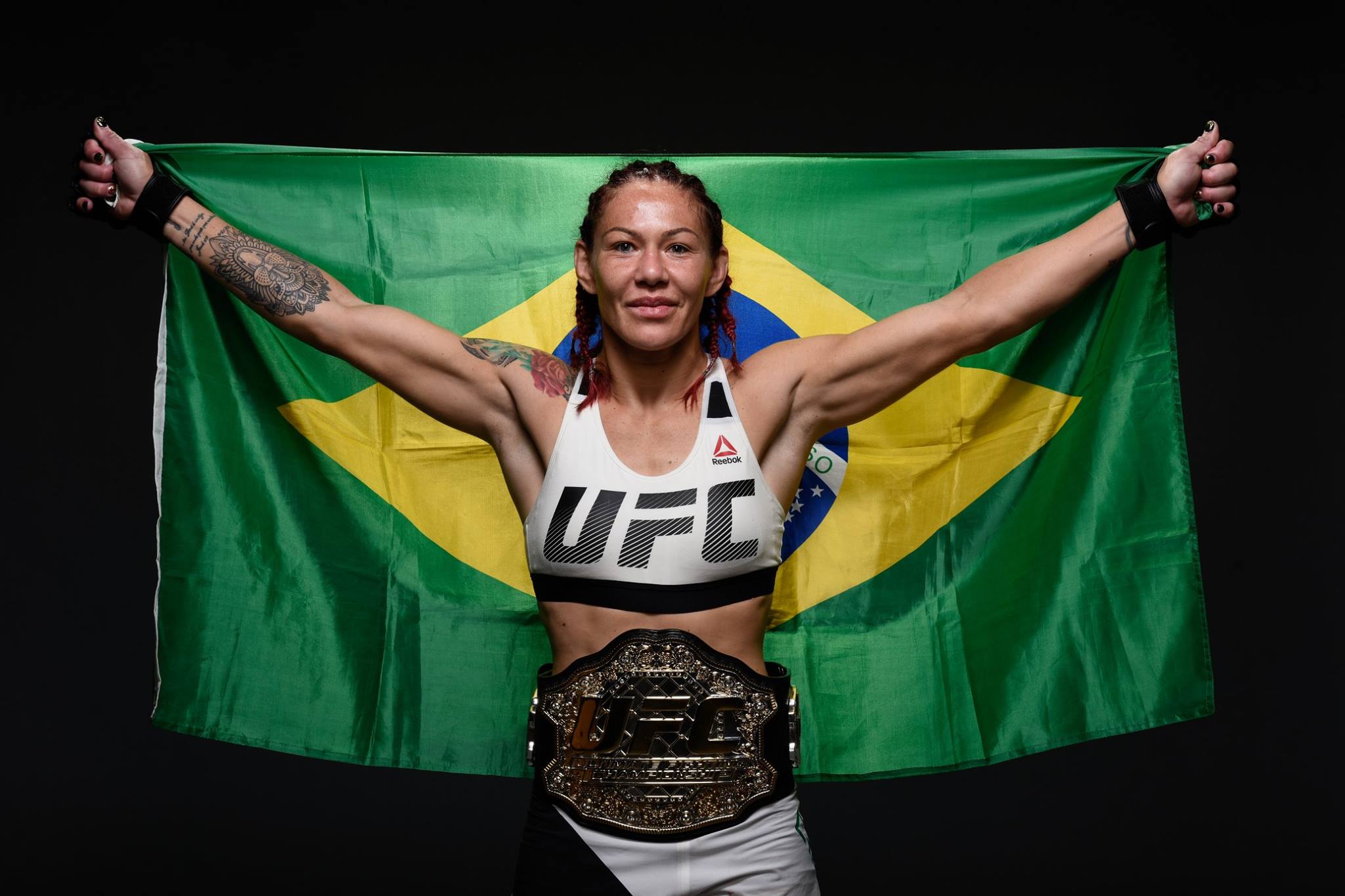 Cyborg rebate Holm e pede mesmos testes: 'Não quero desculpas dela ...