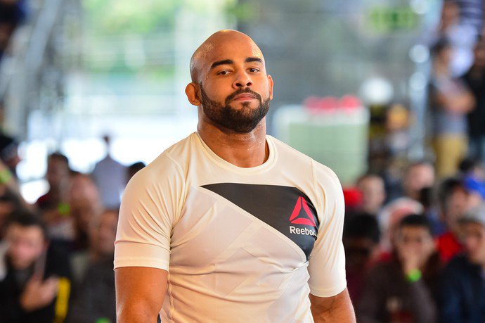 Wallhead deixa luta e Warlley fica sem adversário para o UFC Polônia ...