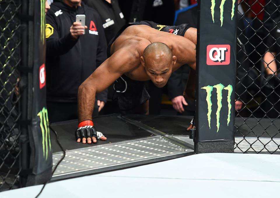 Jacaré espera luta pelo título: 'Não tem outro caminho' | SUPER LUTAS