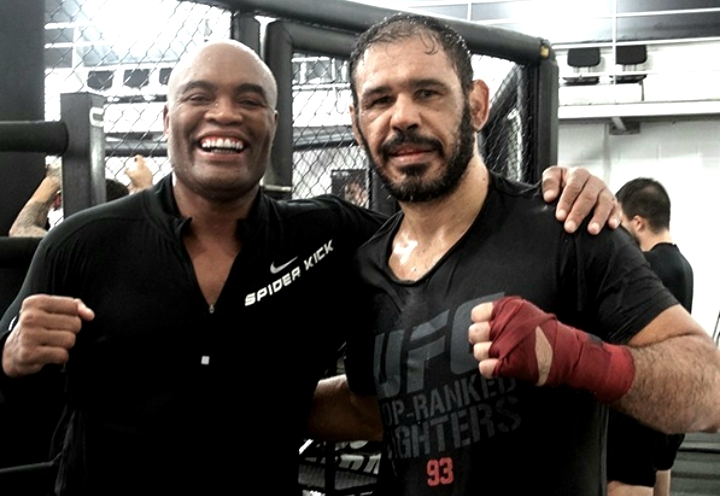Anderson Silva reforça treinamento de Minotouro para o UFC São Paulo ...