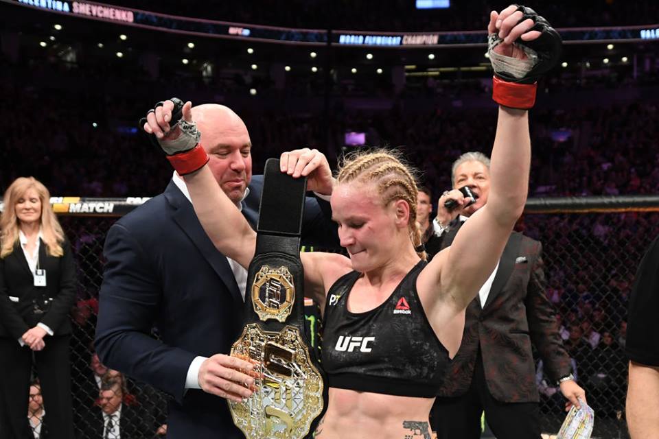 Valentina Shevchenko Aplica Nocaute Em Katlyn Chookagian E Mantém ...