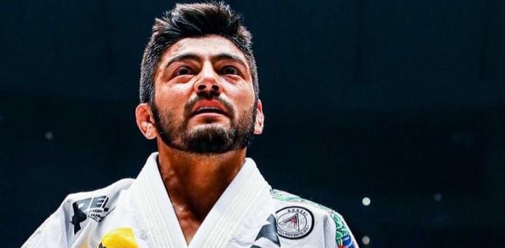 Novo Campeão Dos Leves Do Rizin, Roberto Satoshi Fala Sobre O ...