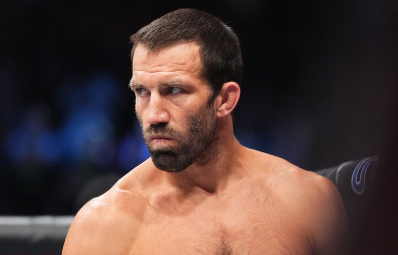 Rockhold responde provocações de Jake Paul com duras críticas ao ...