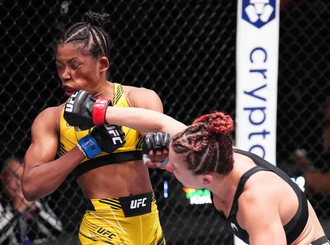 Maria Oliveira é dominada por Vanessa Demopoulos e perde na decisão no ...