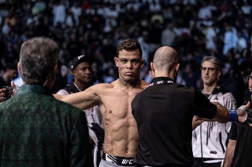 UFC encaminha confronto de Caio Borralho para evento em abril; confira ...