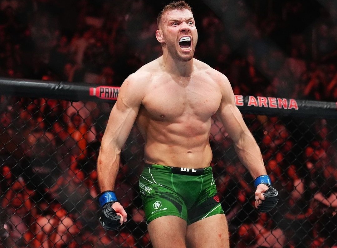 Dricus du Plessis thanks rapper Drake for the “curse” that won him the ...