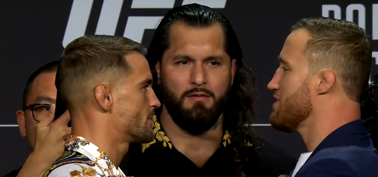 VÍDEO: Veja a primeira encarada entre Dustin Poirier e Justin Gaethje ...