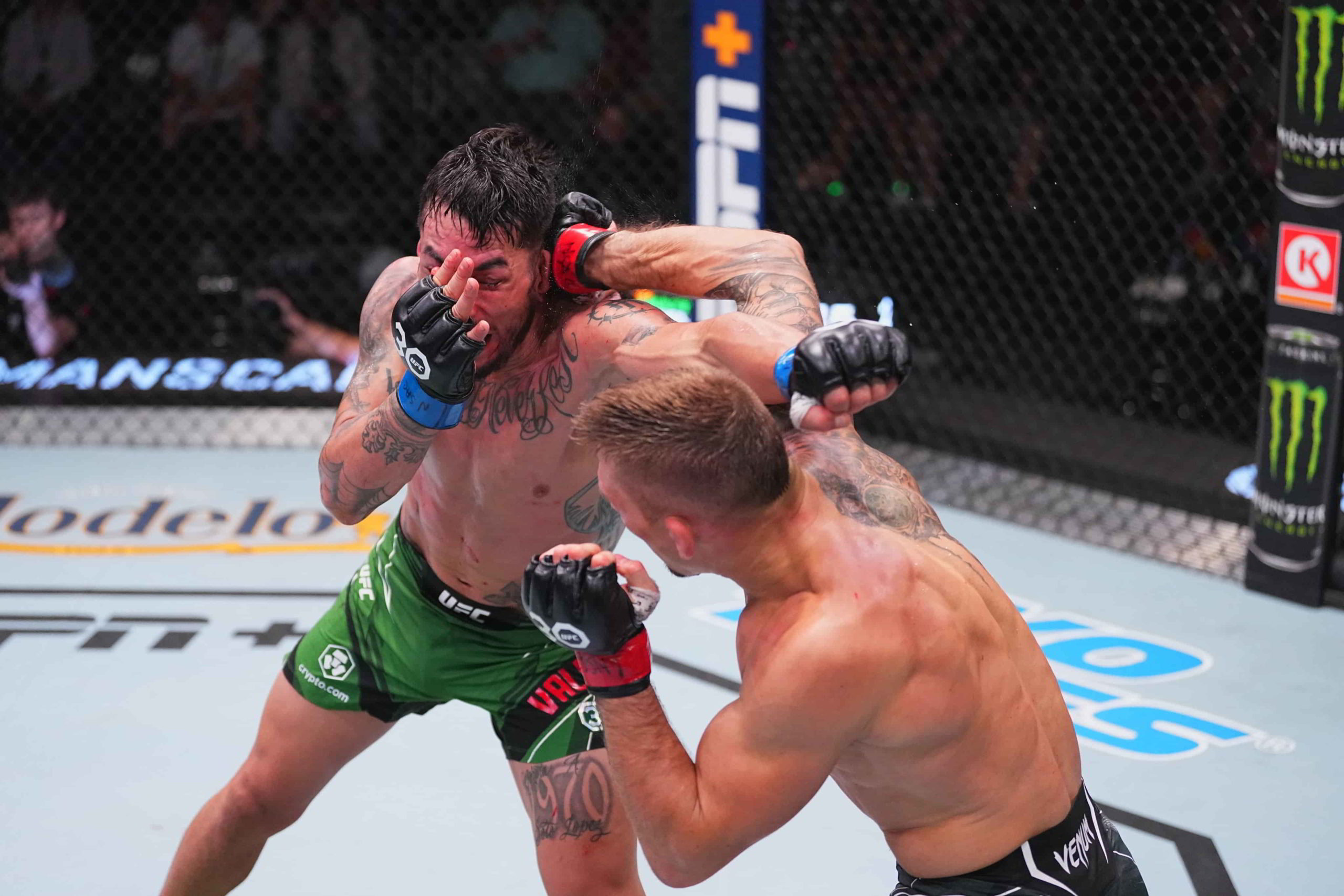 Com atuação dominante, Melquizael Costa bate Austin Lingo e vence a ...