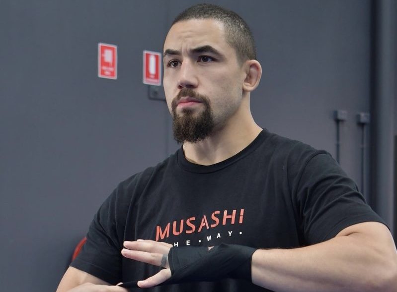 Whittaker Troca Todos Os Dentes Inferiores Depois Do UFC 308 | SUPER LUTAS