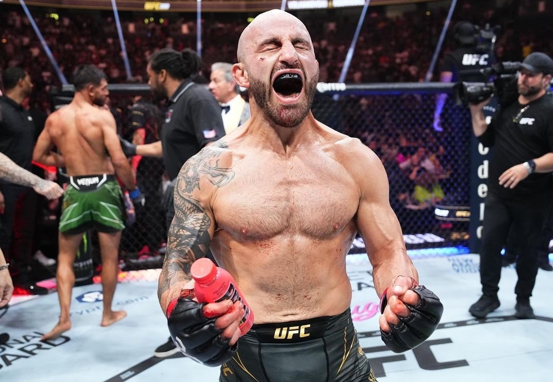 VÍDEO: Assista o nocaute de Alexander Volkanovski sobre Yair Rodriguez ...