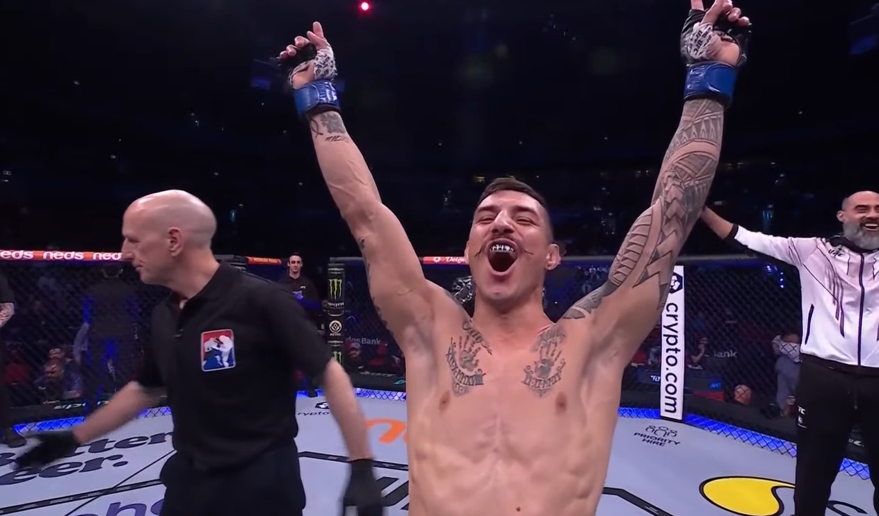 Gabriel Miranda Dá Show E Apaga Shane Young Em Menos De Um Minuto No ...