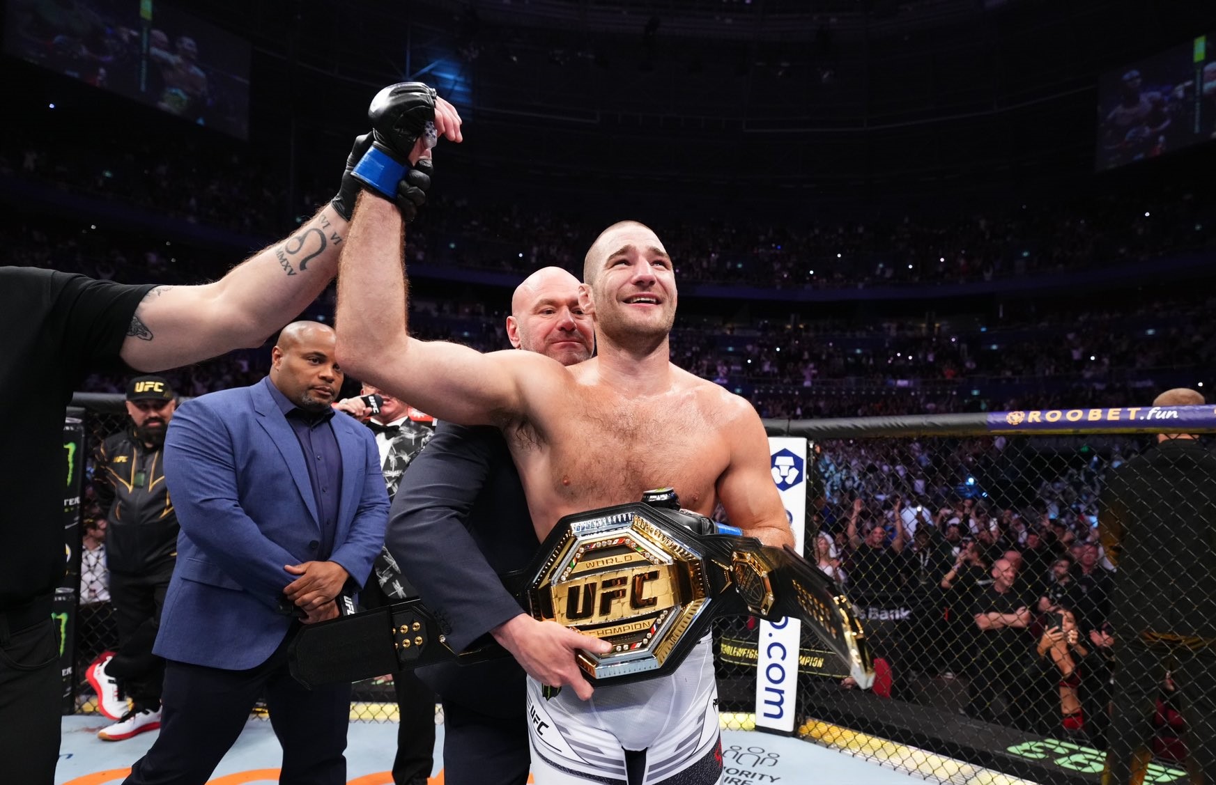 With Sean Strickland as champion, see what the middleweight scene looks ...