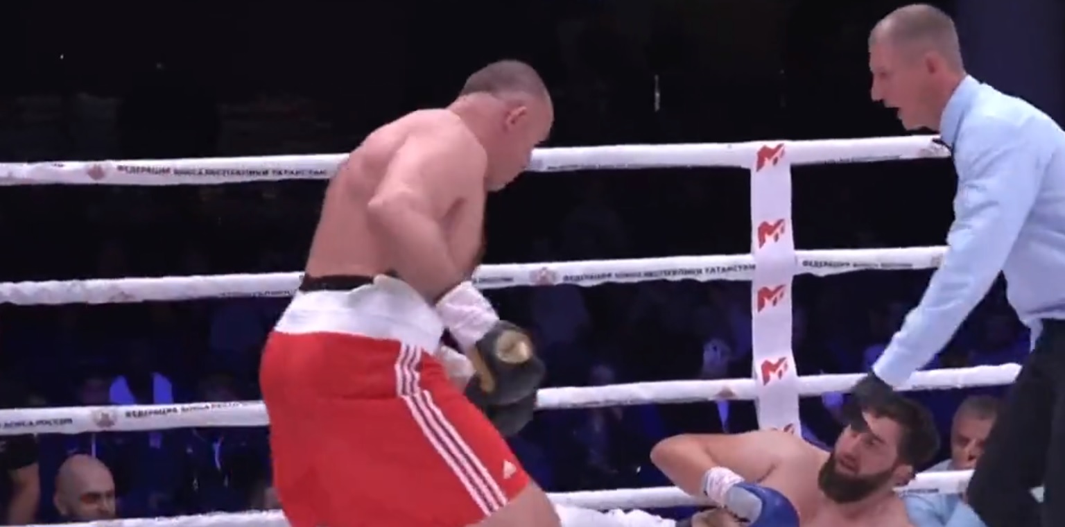VIDEO: At 46, former UFC fighter makes boxing debut with lightning ...