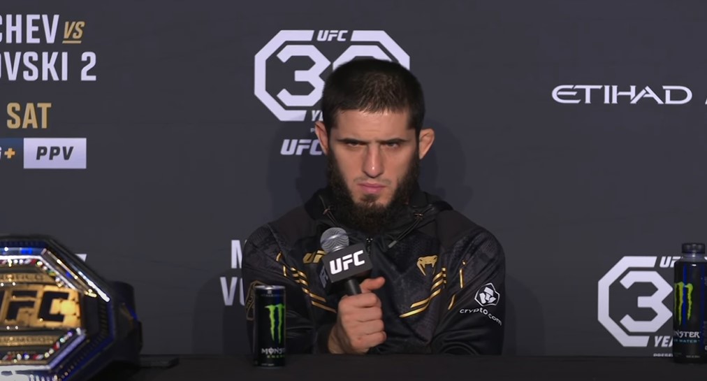 Headbutt, round punch and apology mark the end of the fighters' rivalry ...