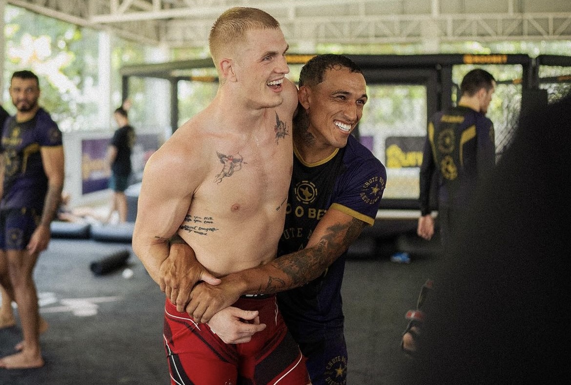 Ian Garry praises Charles do Bronx and confirms the Brazilian's ...