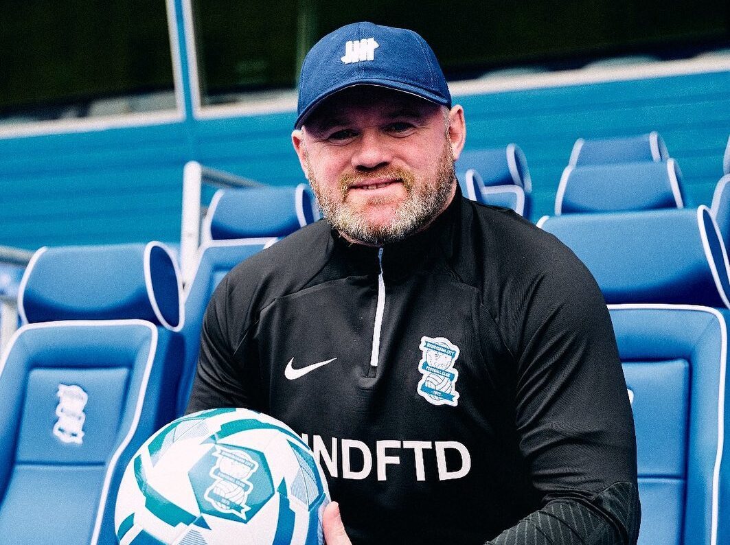 Lenda Do Futebol Inglês, Wayne Rooney Negocia Luta Em Evento Que Já ...