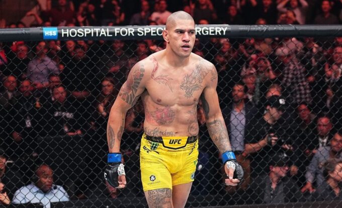 VIDEO: Poatan surprises with new takedown technique and sharpens game ...