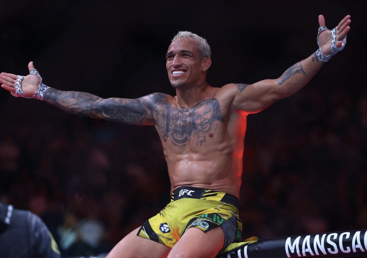 Charles Do Bronx Deixa UFC De Lado, Anuncia Gravidez Da Namorada E ...