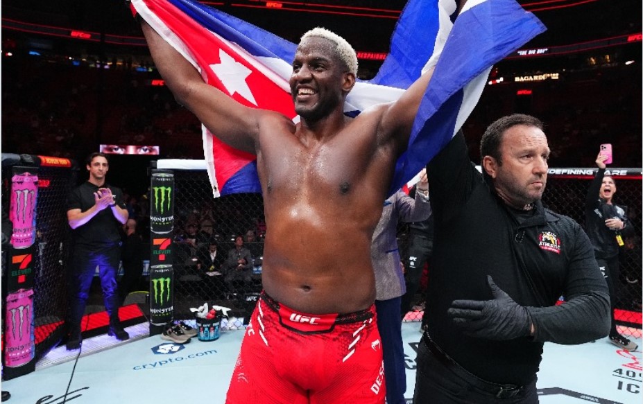 Após Nocaute Avassalador No UFC 299, Medalhista Olímpico Faz Desafio A ...