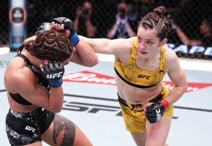 Julia Polastri Has a Disappointing Debut and Is Defeated by Undefeated ...