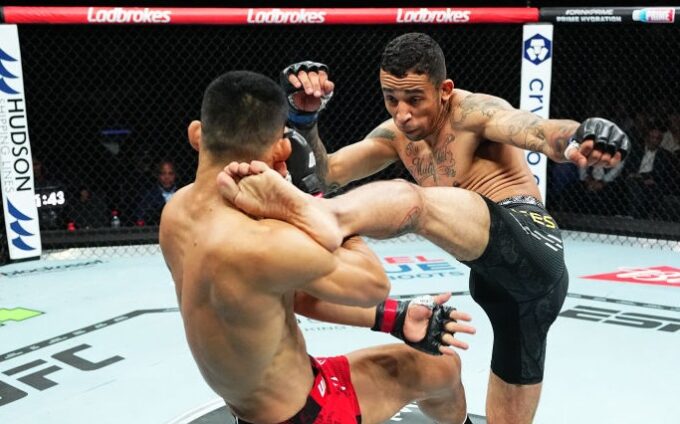 Assista aos melhores nocautes do UFC do mês de agosto pela ...