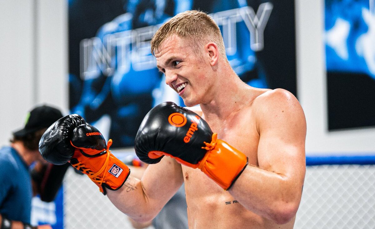 Ian Garry sobe o tom e detona ex-campeão dos meio-médios após derrota ...