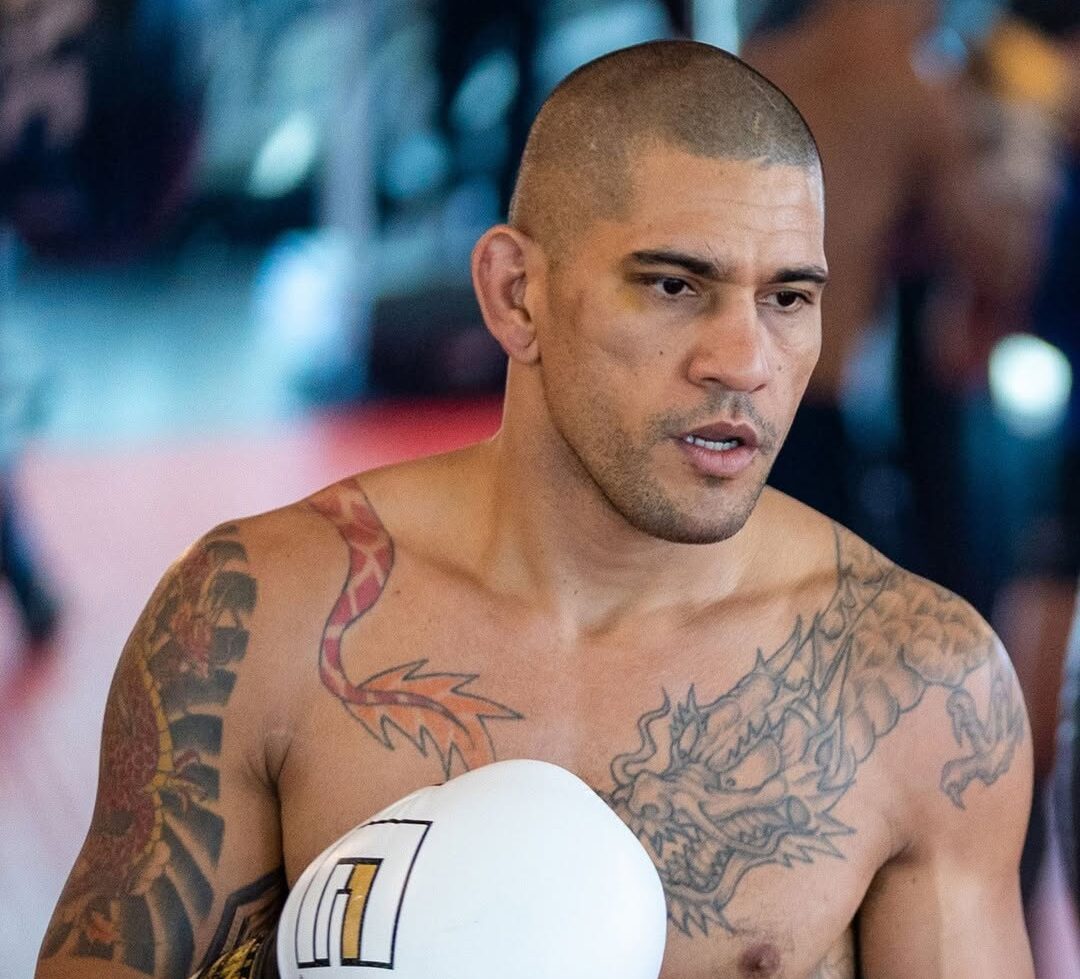 Images show behind the scenes of Poatan's training before his defeat at ...