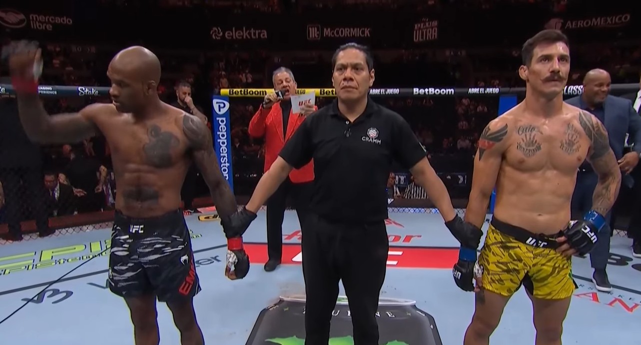 Time to Retire? At 67, the Beloved Voice of the UFC Shows Signs of Age ...