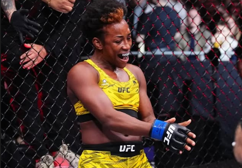 After a show at UFC London, Alexia Thainara returns to Brazil and ...