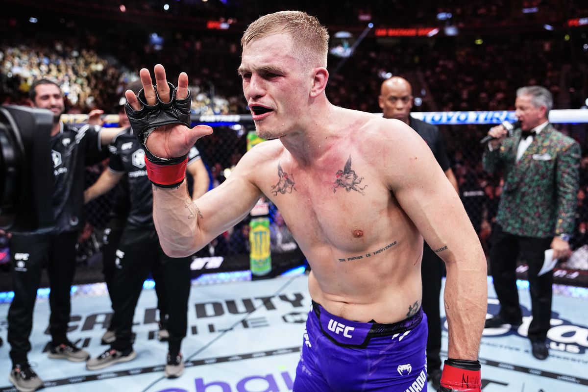 Ex-campeão Surpreende Ao Revelar Estratégia Para Vencer Ian Garry No ...