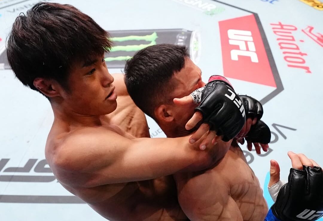 VÍDEO: Assista à Finalização De Tatsuro Taira Na Luta Principal Do UFC ...