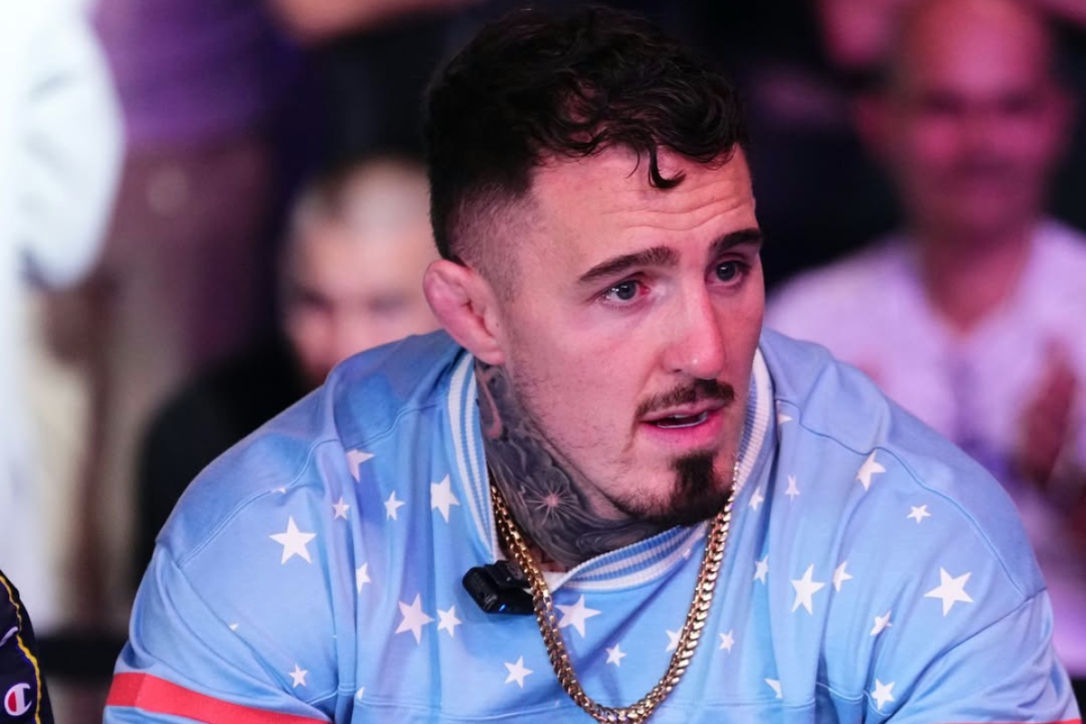 Pai De Aspinall Toma As Rédeas E Afirma Que Filho Vai Migrar Para Boxe ...
