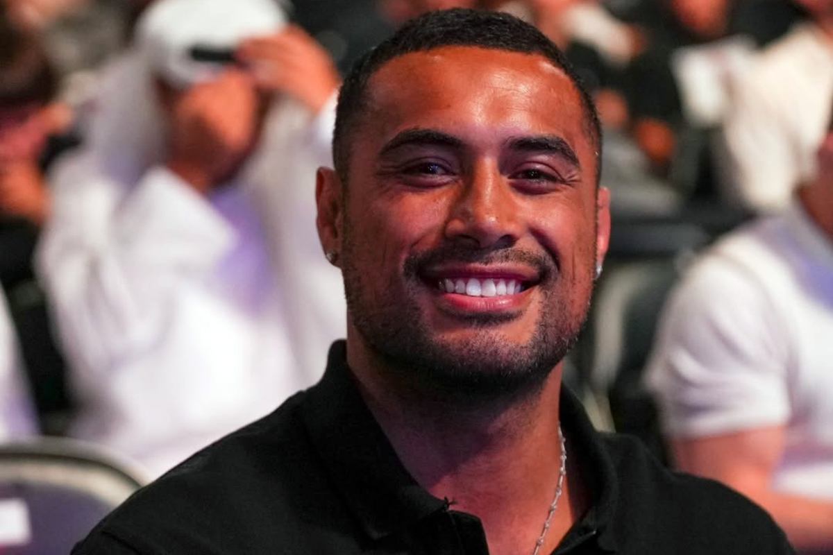 UFC Champion Carlos Ulberg Praises 'New Chael Sonnen' and Opens Doors ...
