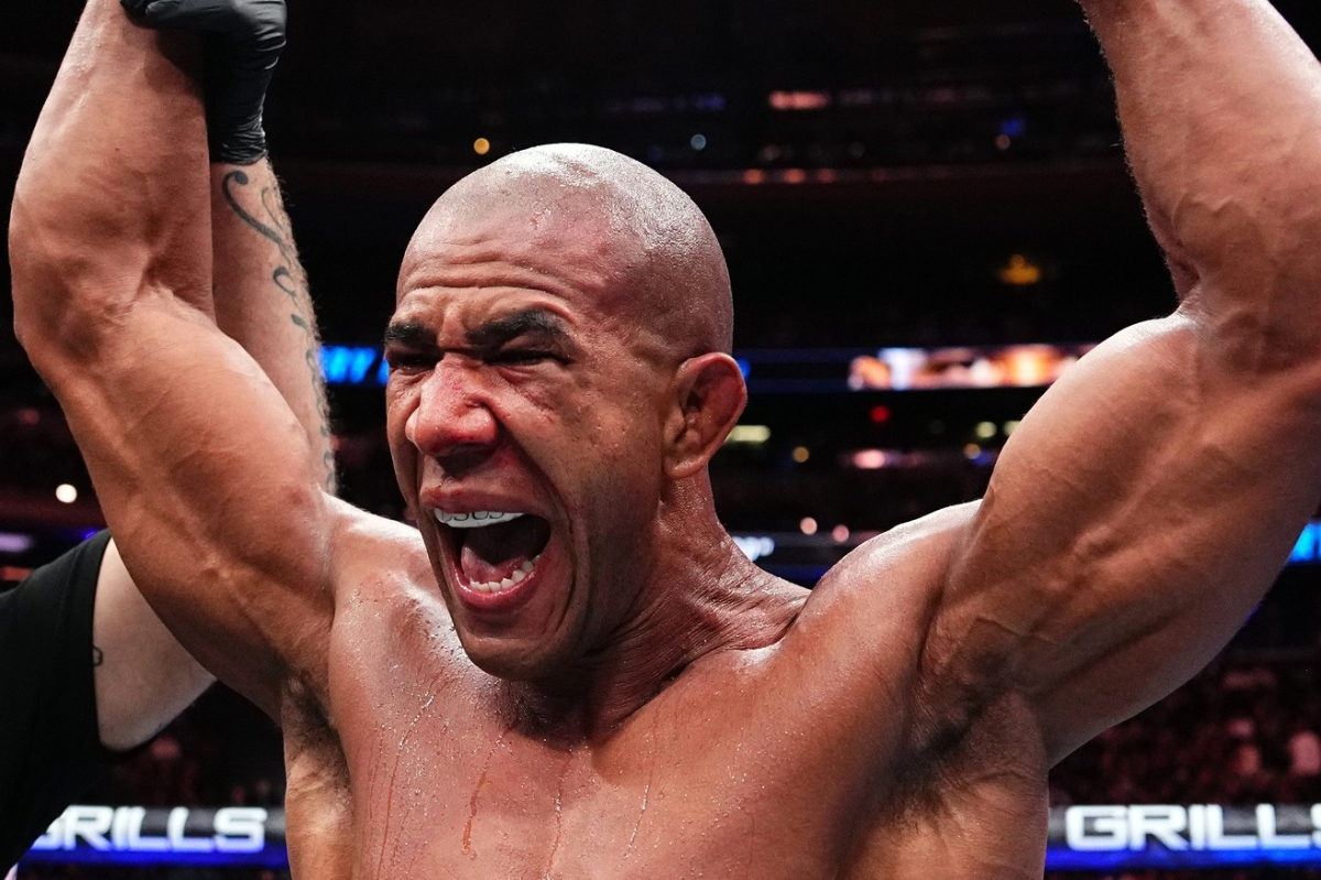Gregory Robocop Takes Revenge and Knocks Out Brunno Hulk in Brazilian ...