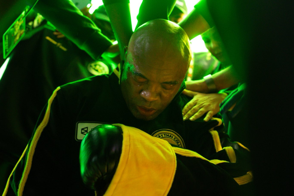 Alex Poatan's Great Rival Surrenders to Anderson Silva After Knockout ...