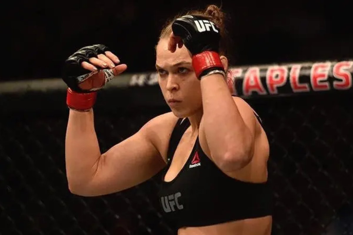 Ronda Rousey Negotiates Superfight Against Boxing Star | SUPER FIGHTS