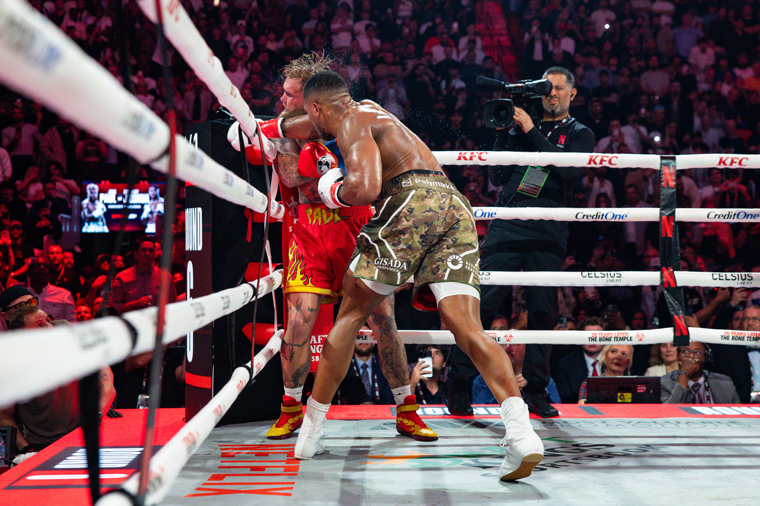 PHOTO: Jake Paul Has Jaw 'Split in Two' in Fight Against Anthony Joshua ...