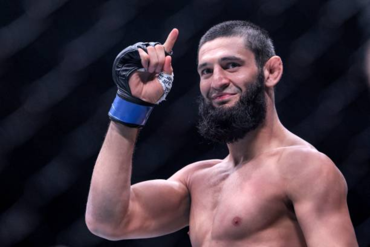 UFC Champion Khamzat Chimaev Named Athlete of the Year in 2025 | SUPER ...