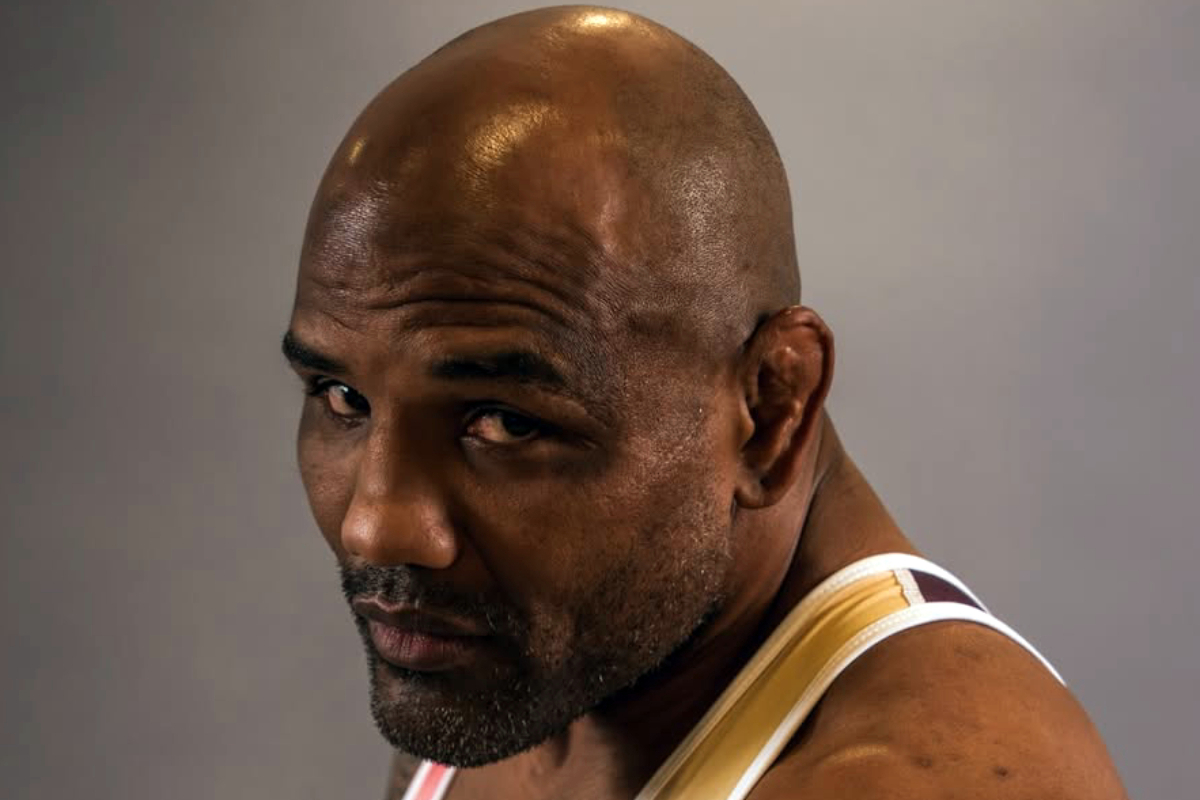 VIDEO: Impressive! Yoel Romero Wins in Wrestling After 20 Years Away ...